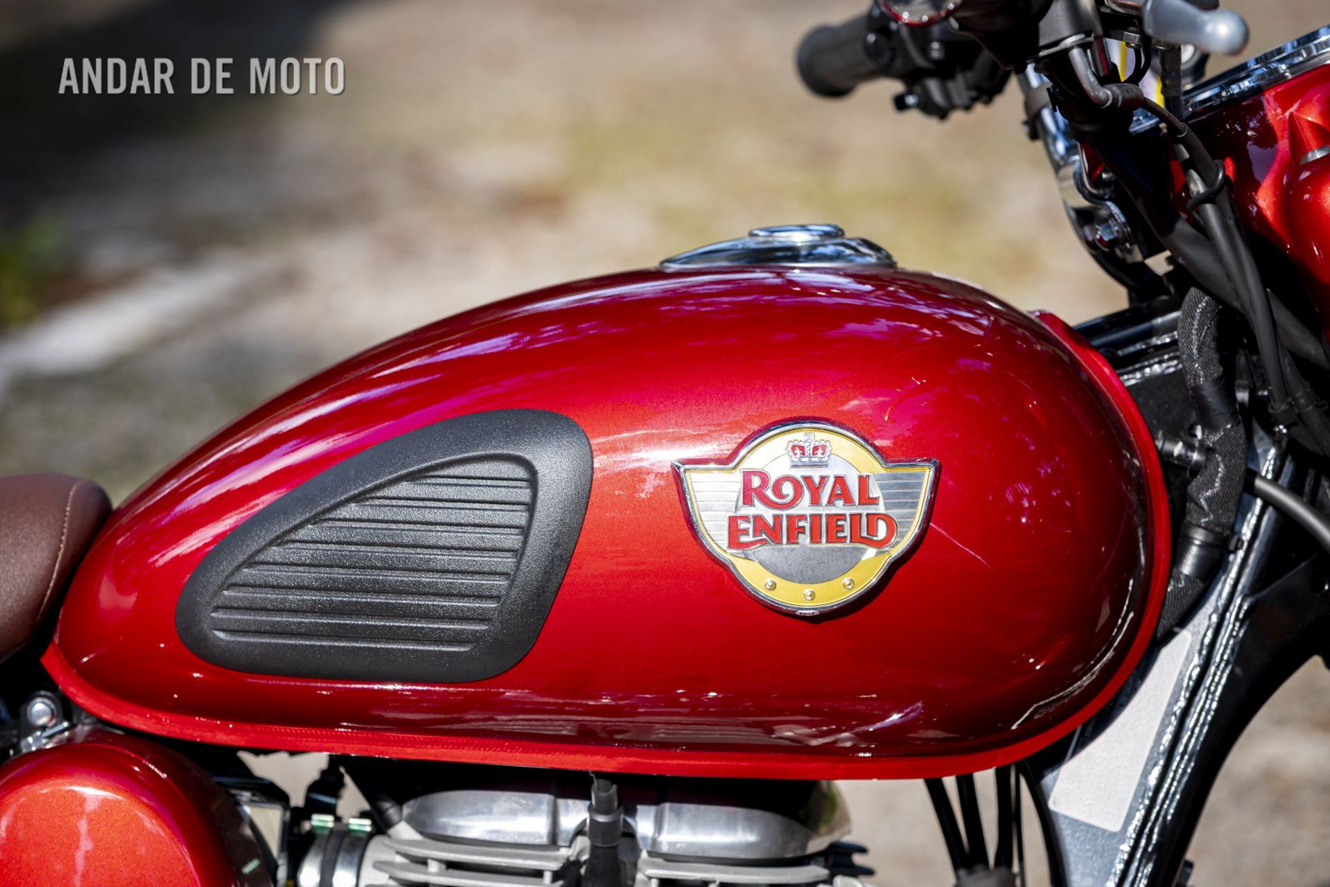 Teste Royal Enfield Classic 350 - Carisma Clássico - Test drives ...