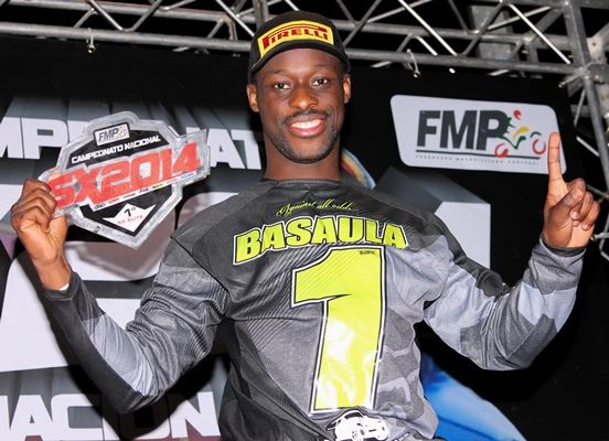 Hugo Basaúla revalida títulos no Campeonato Nacional de Supercross ...