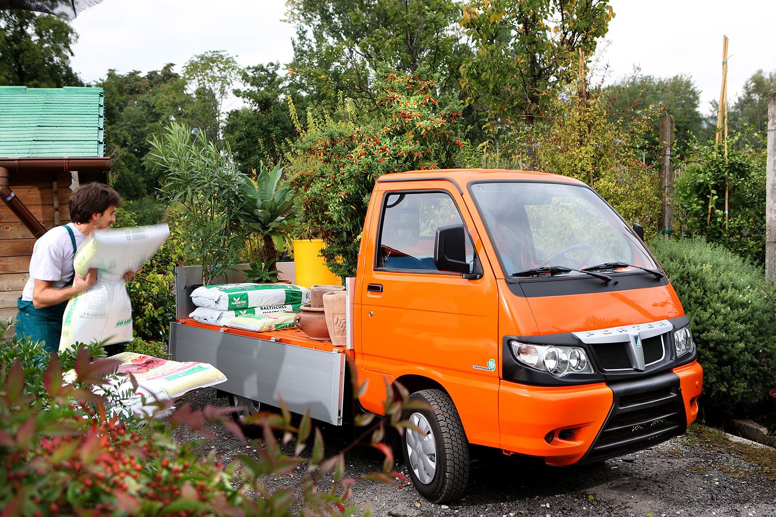 ZEMARKS é importador da marca Piaggio - Veículos Comerciais - Sabia que ...