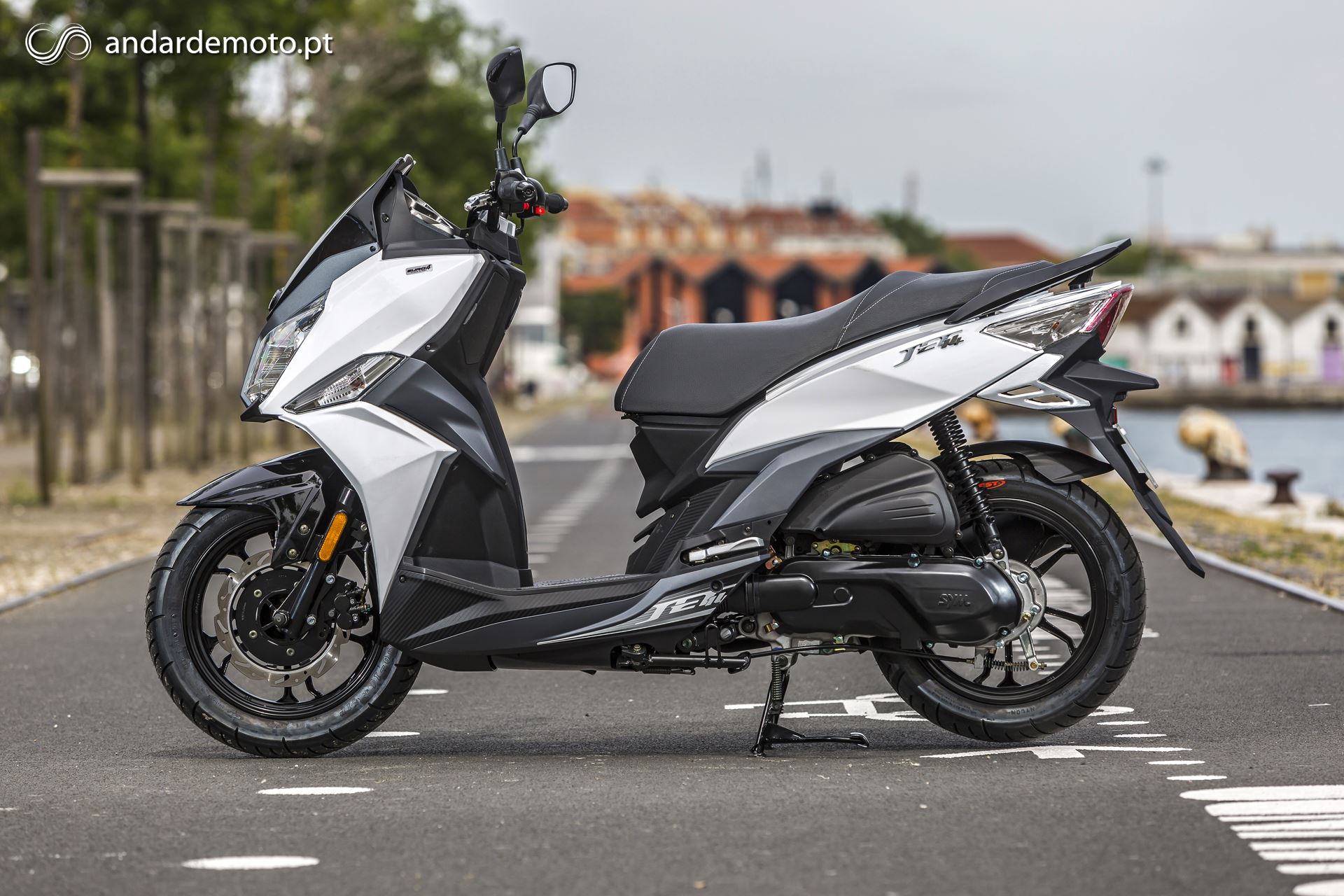 Teste Sym Jet 14 - Scooter urbana e desportiva - Test drives - Andar de ...
