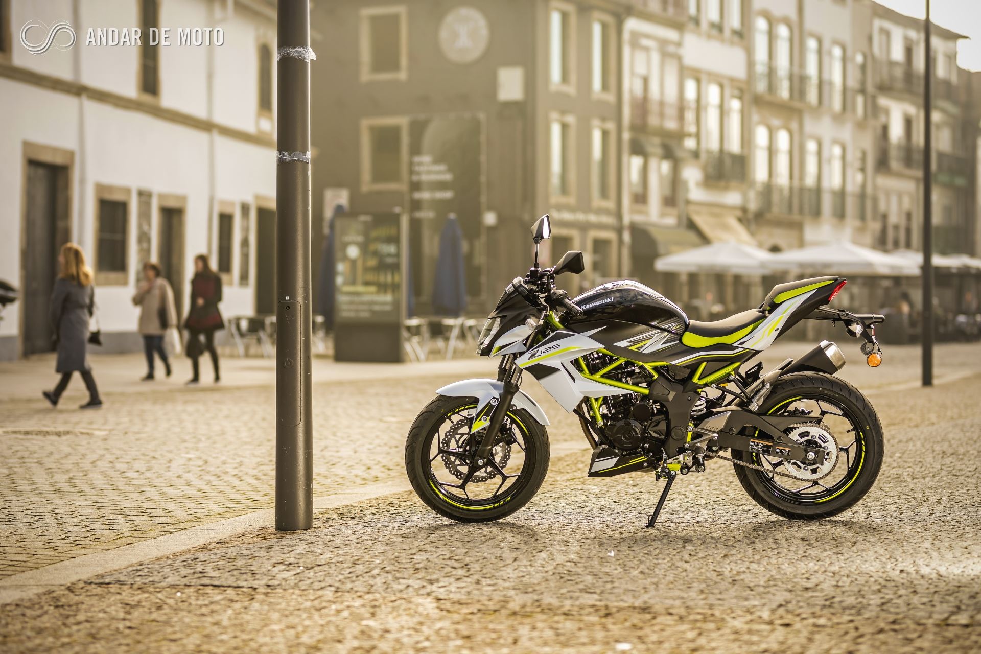 Teste Kawasaki Z125 - Mobilidade Irrequieta - Test drives - Andar de Moto