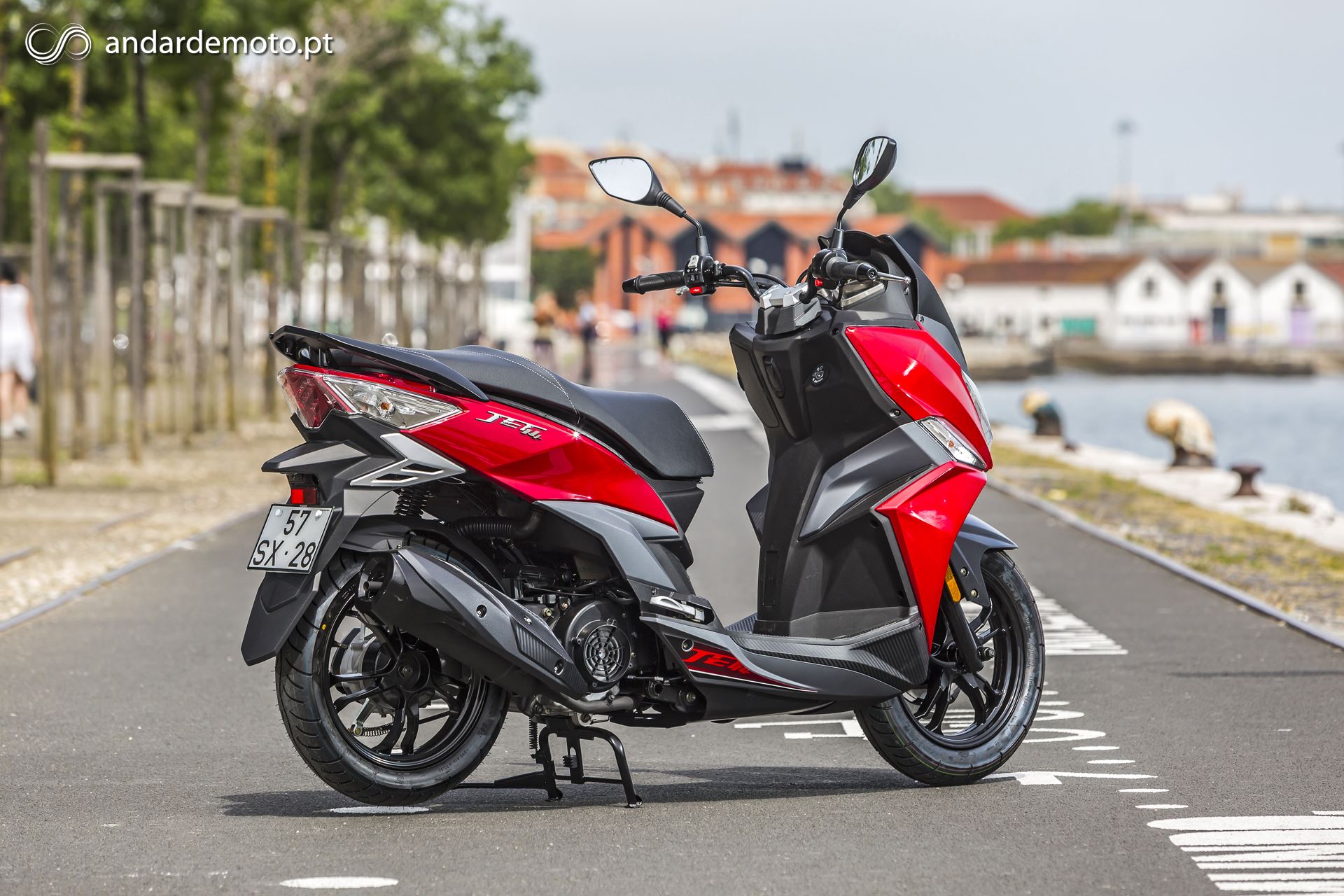 Teste Sym Jet 14 - Scooter urbana e desportiva - Test drives - Andar de ...