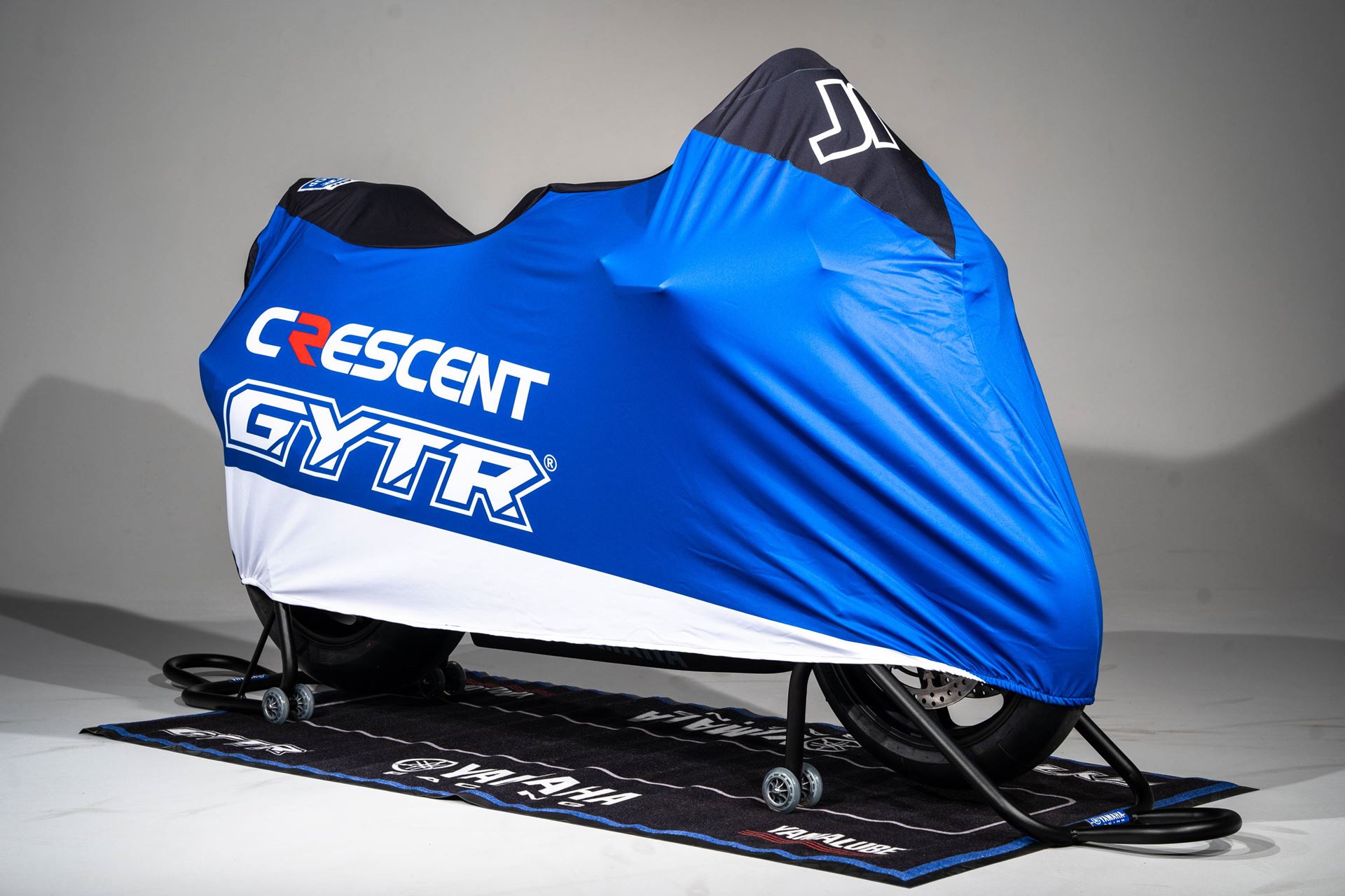 Crescent Yamaha Limited Edition "Ultimate Track Day" GYTR R1 - MotoNews ...