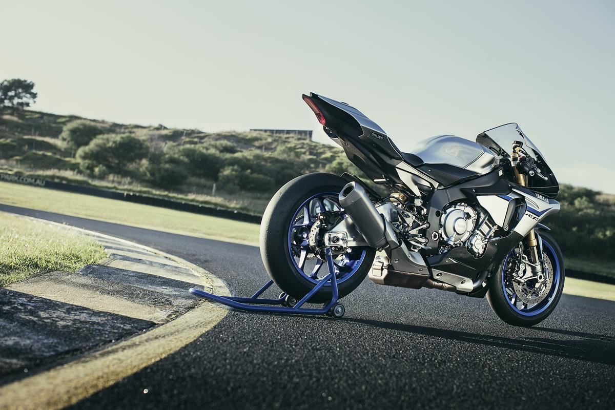 Yamaha anuncia nova produção da série YZF-R1M para 2016 - MotoNews ...