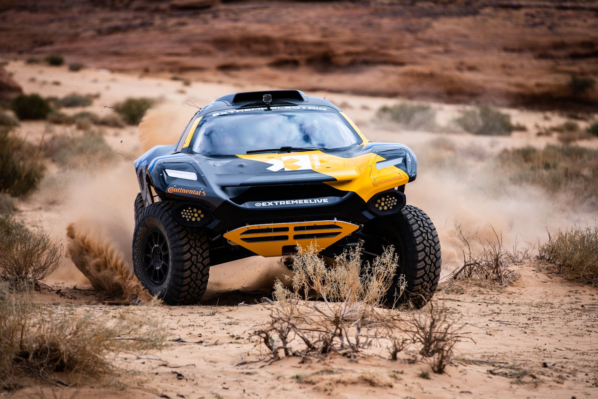 Lewis Hamilton é o boss da X44, a nova equipa na Extreme E - E-SUV ...