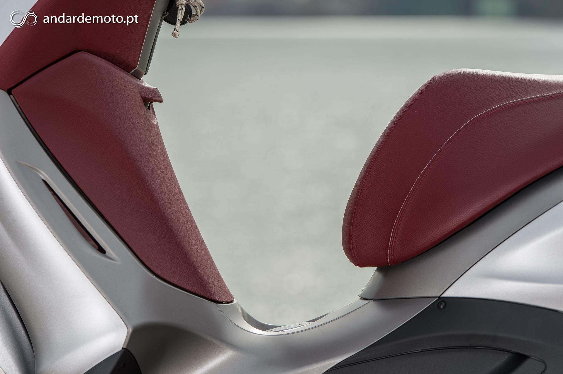 Piaggio Beverly 350 Sport Tourer - Agilidade e desempenho - Test drives ...