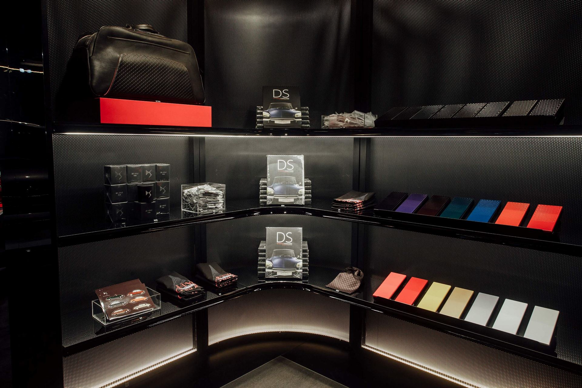 DS Urban Store: O novo conceito de Boutiques DS - Auto News, Mercado ...