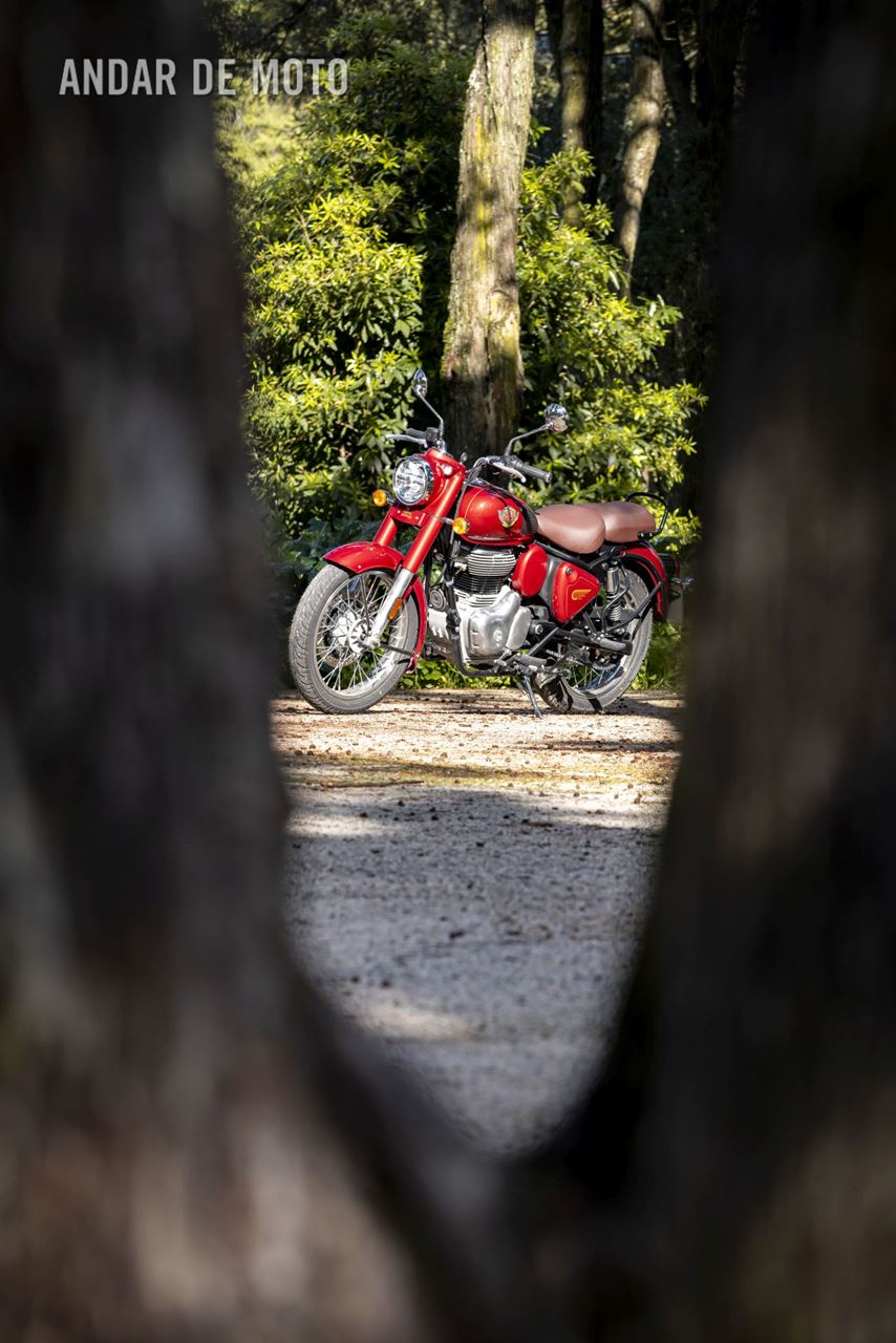 Teste Royal Enfield Classic 350 - Carisma Clássico - Test drives ...