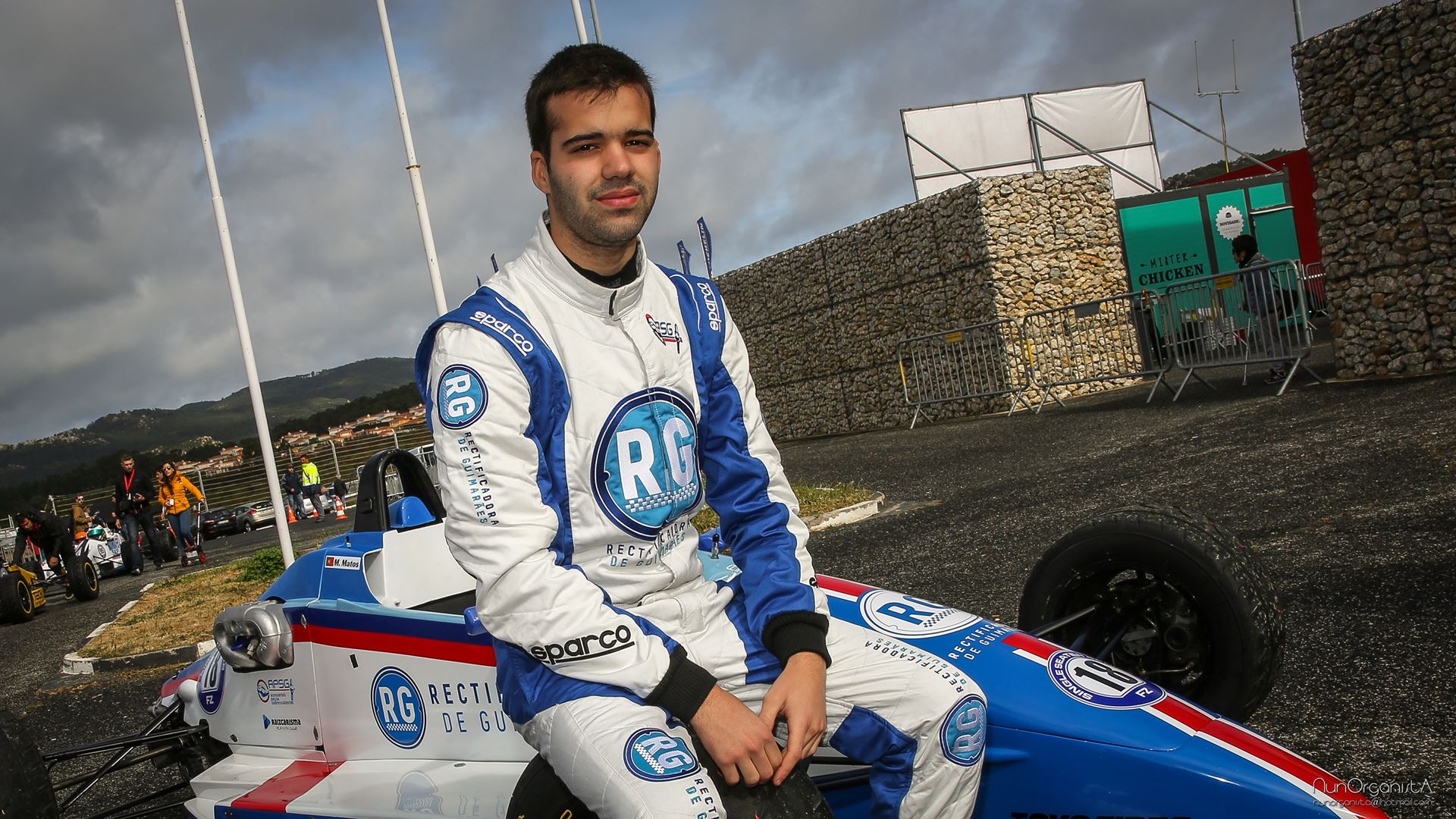 Miguel Matos um dos favoritos à vitória na Fórmula Ford Portugal em ...