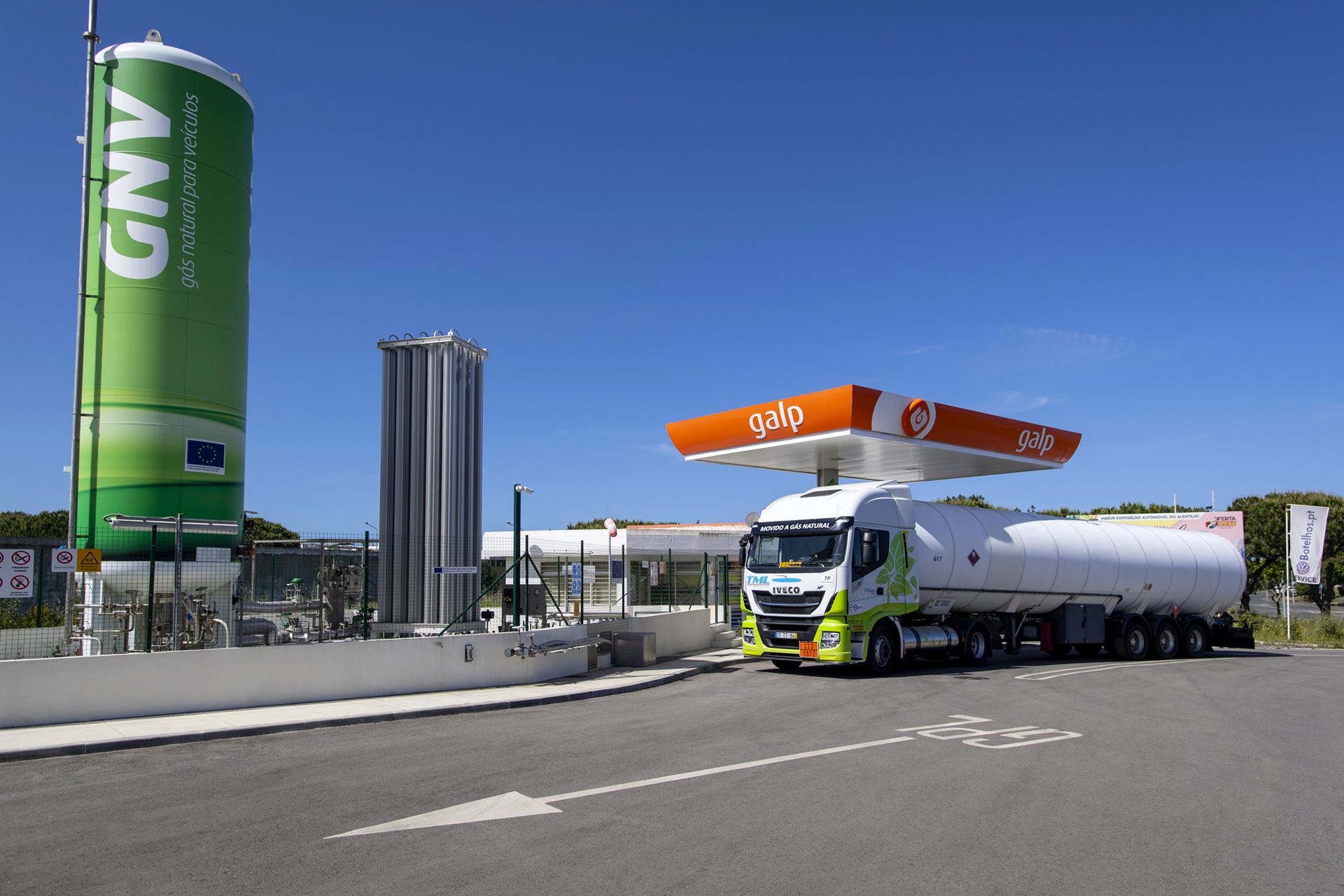 Galp inaugura novo posto de GNL em Sines - Para veículos pesados ...