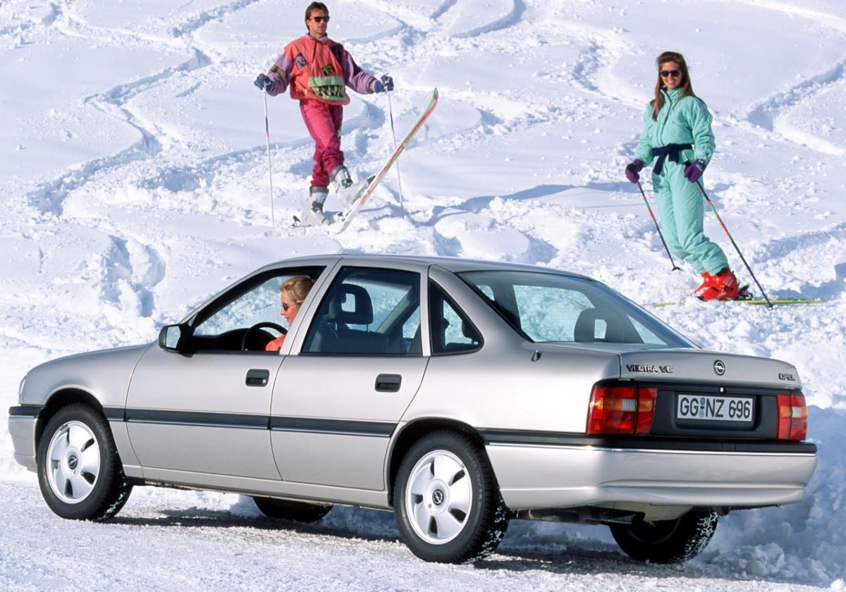 Há 25 anos o primeiro Opel Vectra modernizou o segmento médio - Auto ...