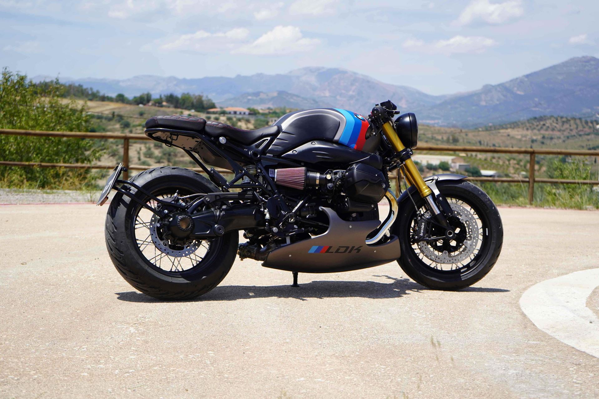 BMW R Nine T “M Edition” - MotoNews - Andar de Moto