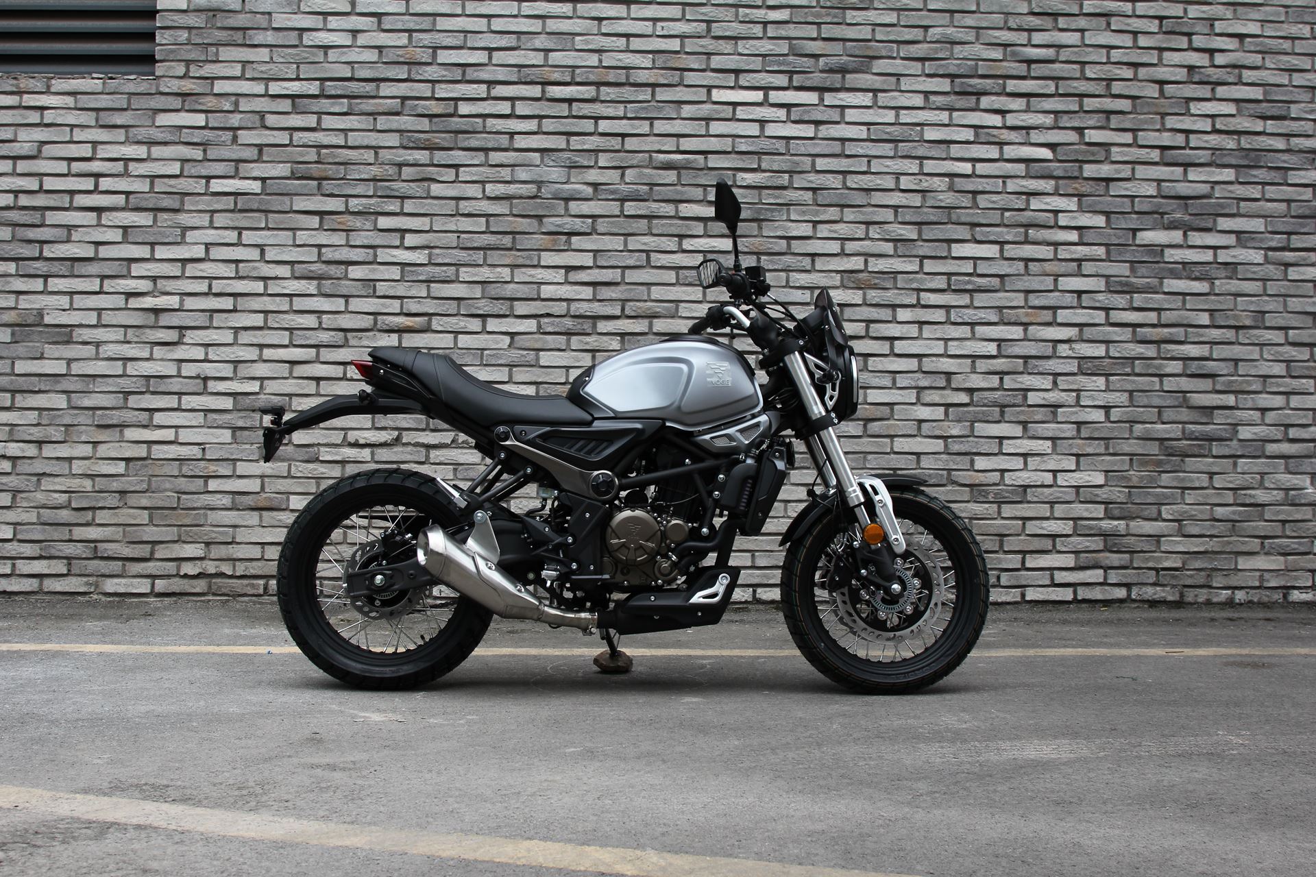Voge 300 ACX – Uma scrambler com personalidade diferenciada - MotoNews ...