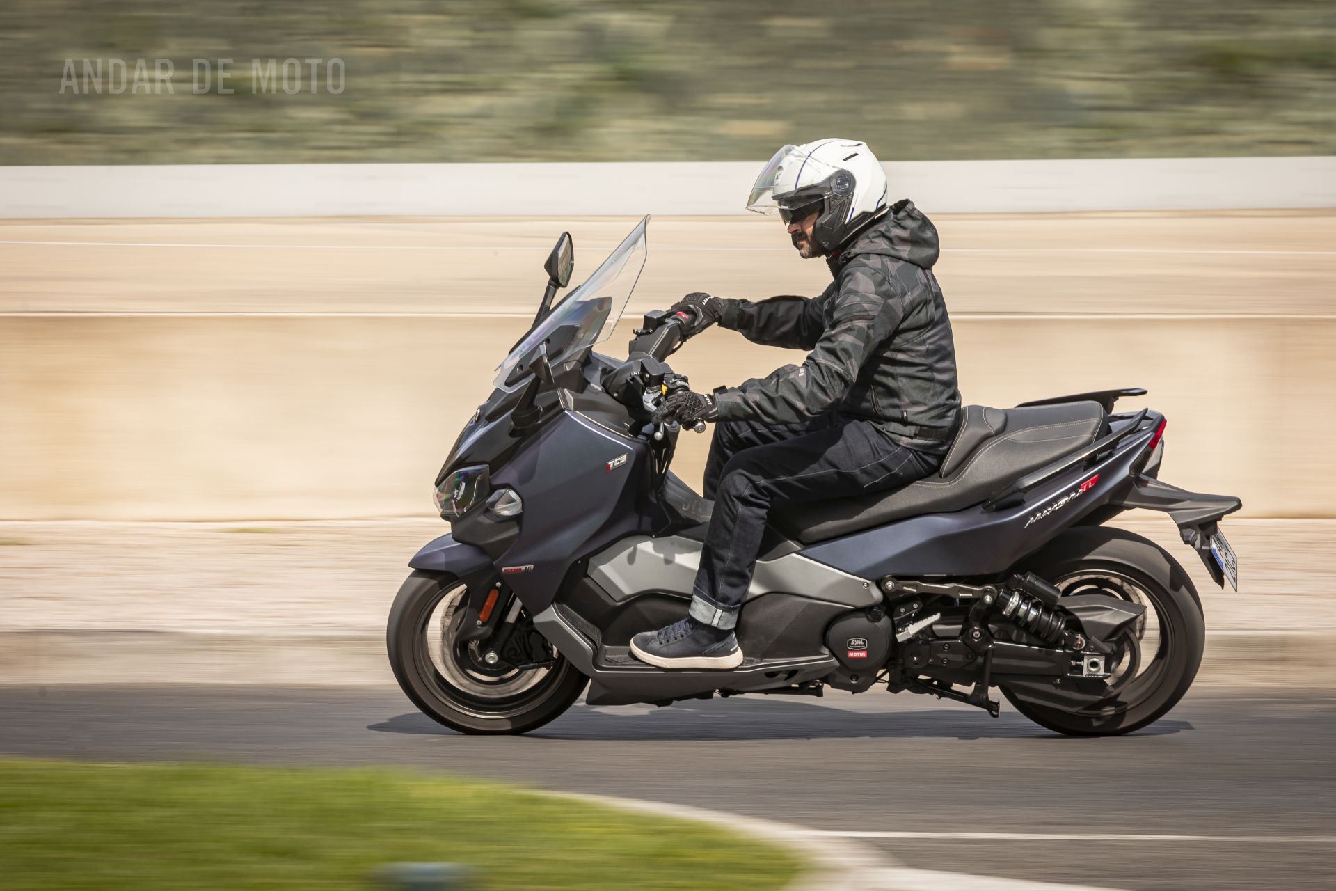 Teste SYM Maxsym TL 508 - Mais próxima do topo - Test drives - Andar de ...