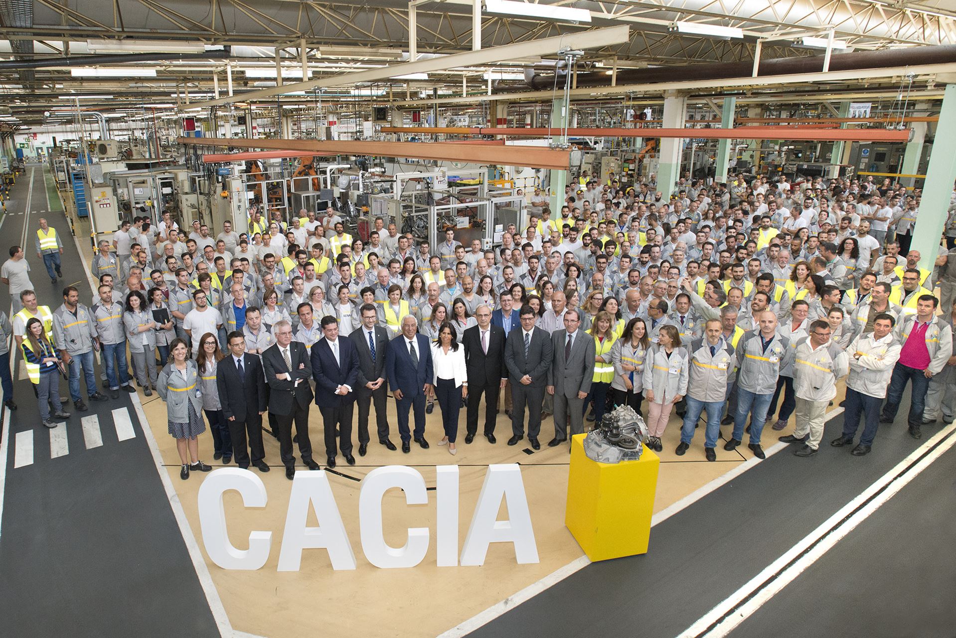 Renault formaliza investimento na fábrica de Cacia - Auto News, Mercado ...