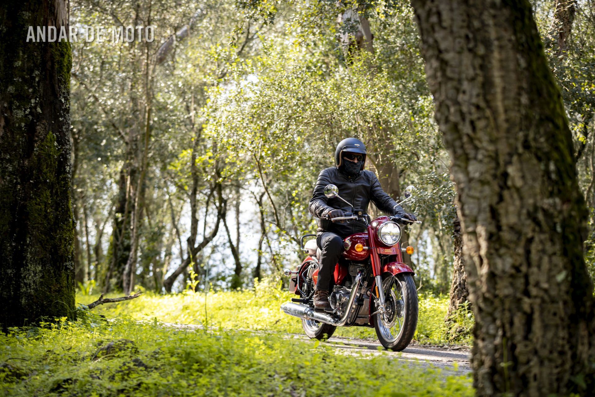 Teste Royal Enfield Classic 350 - Carisma Clássico - Test drives ...