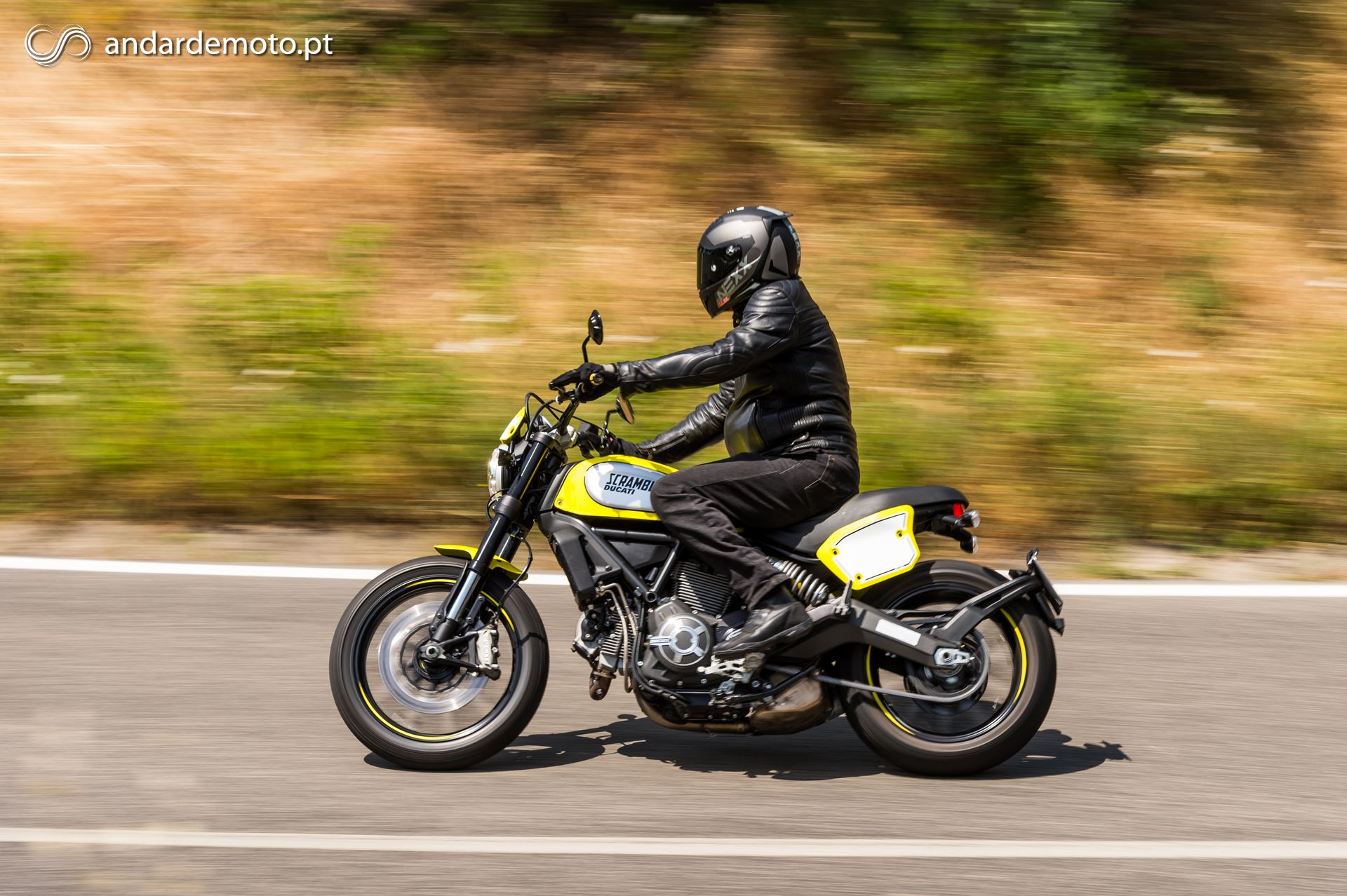 Scrambler Ducati Flat Track Pro - Hino à alegria - Parte 1 - Test ...