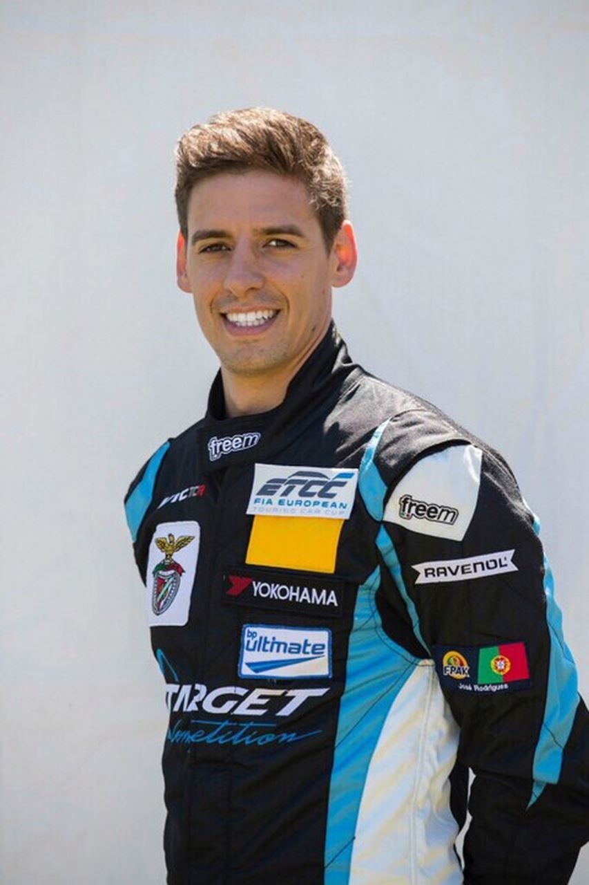 José Rodrigues representa Portugal no WTCR em Vila Real - Desporto ...