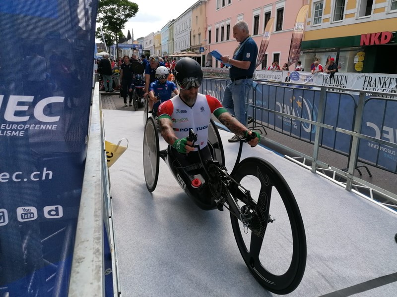 Luís Costa a sete segundos do pódio no Europeu de paraciclismo ...