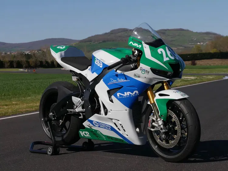 Fireblade elétrica pioneira? Pode chegar a Le Mans 2029 - MotoNews ...