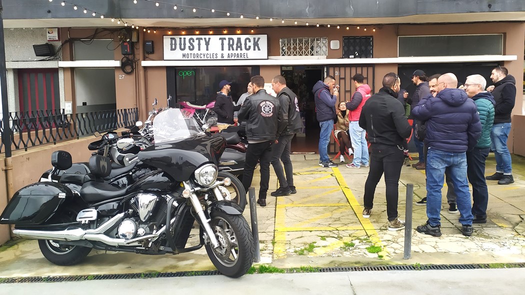 Dusty Track inaugura loja - MotoNews - Andar de Moto