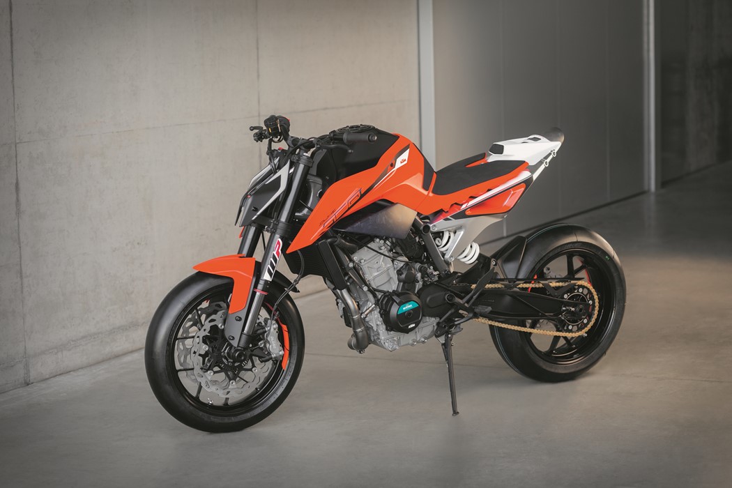 KTM 790 Duke (protótipo) apresentado na EICMA - MotoNews - Andar de Moto