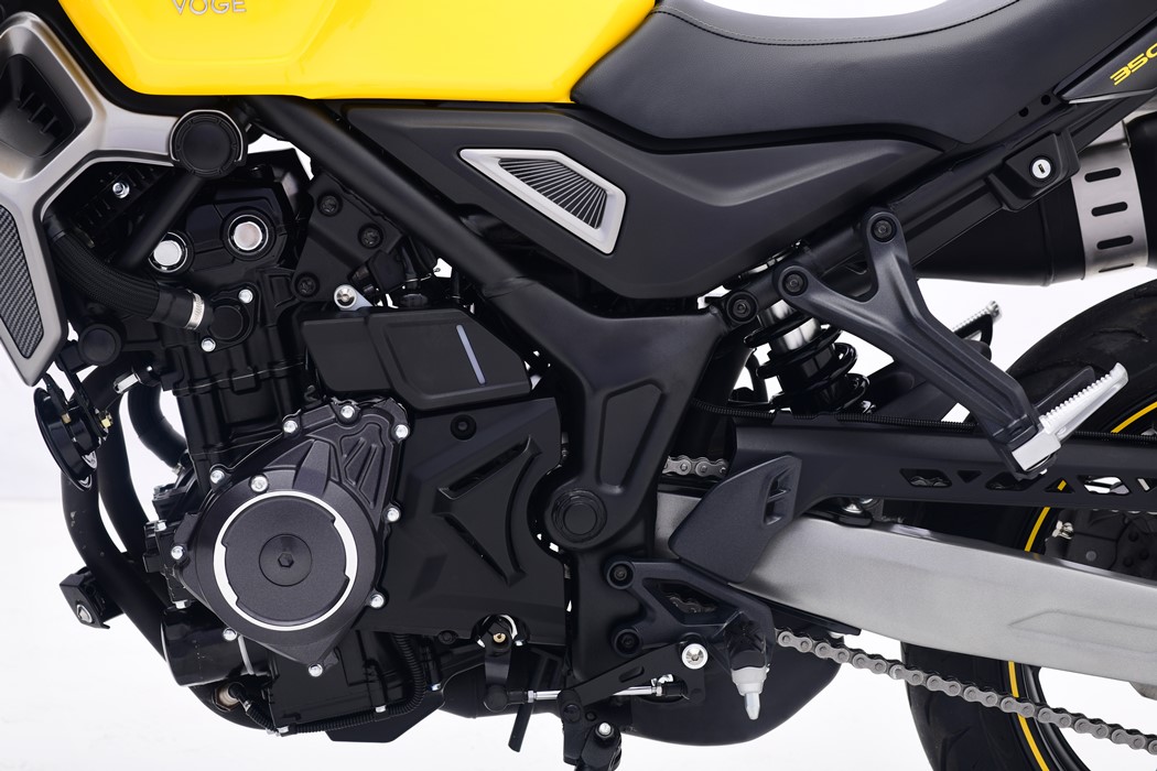 Nova Voge 350 AC - MotoNews - Andar de Moto Brasil