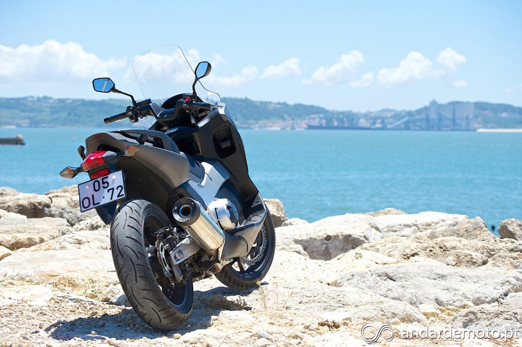 Honda Integra 750 em test-drive - Test drives - Andar de Moto
