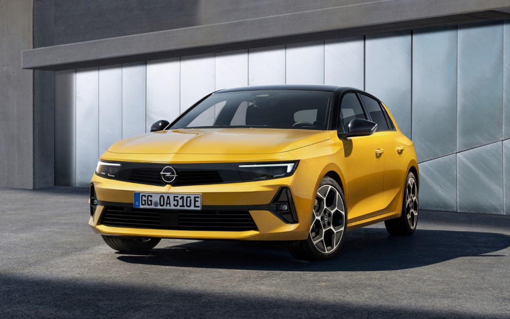 Opel Astra faz 30 anos - “Bestseller” entre os modelos compactos e ...