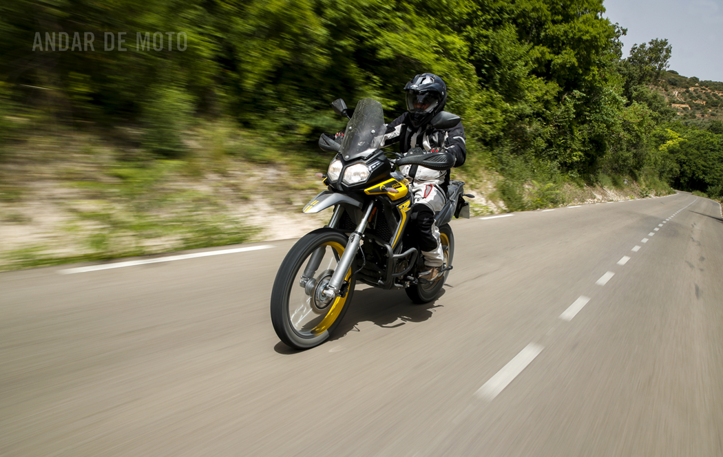 Teste Voge 300 Rally - Adventure para todos - Test drives - Andar de Moto
