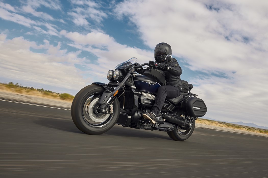 Triumph Rocket 3 Storm R e GT - Mais “rocket” que nunca - MotoNews ...