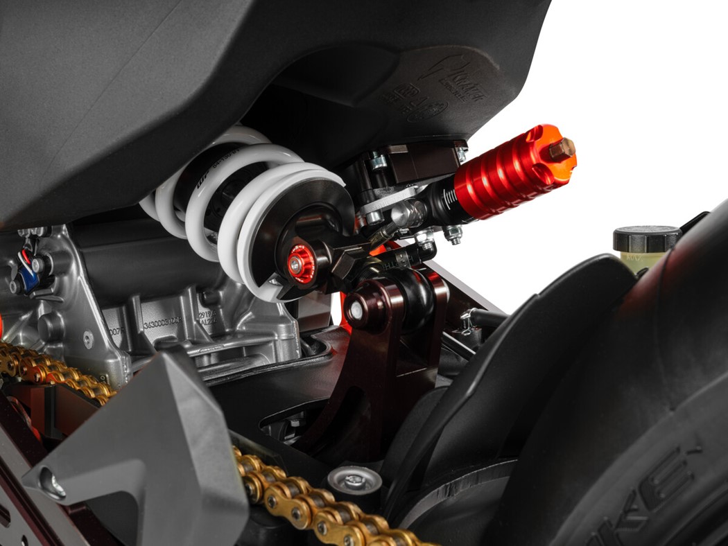 KTM RC 8C edição limitada para a pista - MotoNews - Andar de Moto Brasil