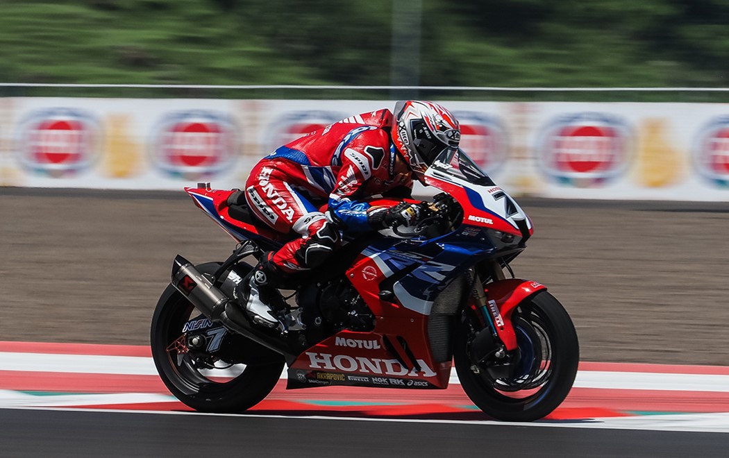 SBK, 2022, Indonésia – Razgatlioğlu e Lecuona dominam - Confusão no TL1 ...