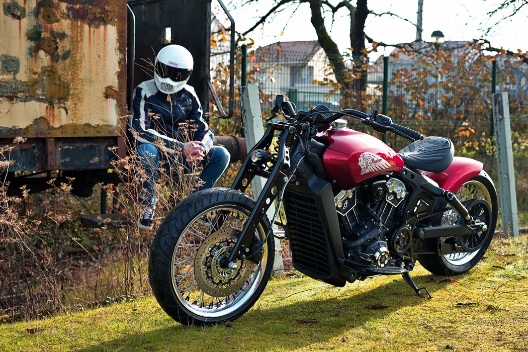Indian Motorcycle Metz apresenta as Scout Bobber Hundred e Red Wings ...