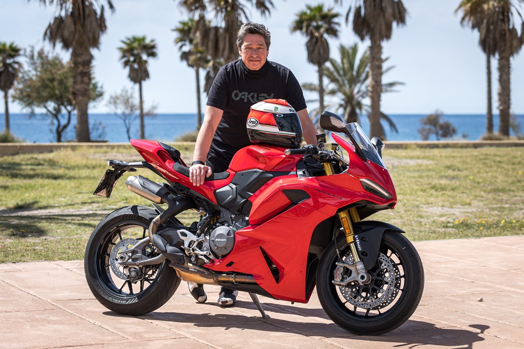 Teste DUCATI Panigale V2 - A Baby Panigale - Test drives - Andar de ...