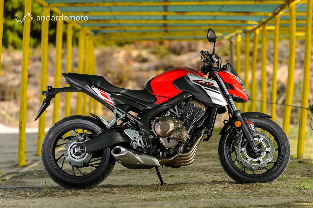 Teste Honda CB650F - Rainha da Suavidade - Test drives - Andar de Moto