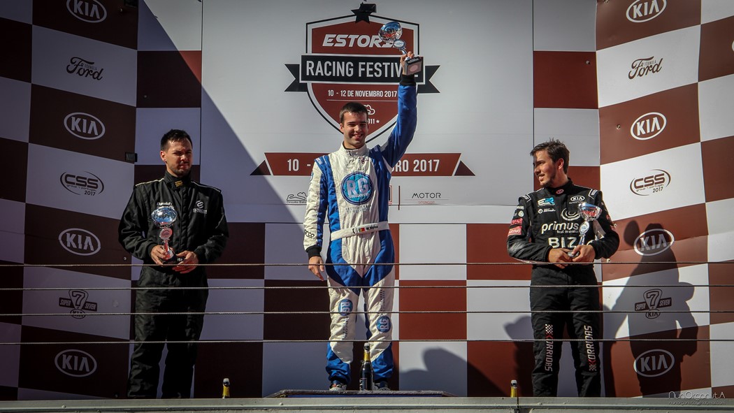 Miguel Matos Campeão na Fórmula Ford Portugal 2017 - Desporto, Formula ...