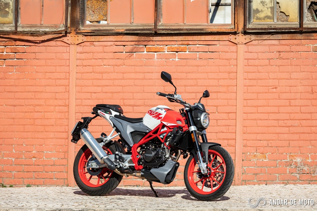 Teste SWM Varez 125 - Tradição italiana - Test drives - Andar de Moto