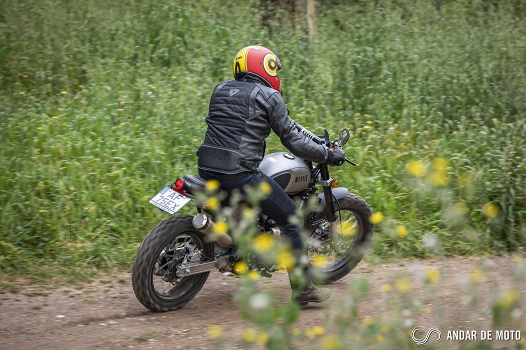 Teste Bullit Hero 250 - Atitude Scrambler - Test drives - Andar de Moto