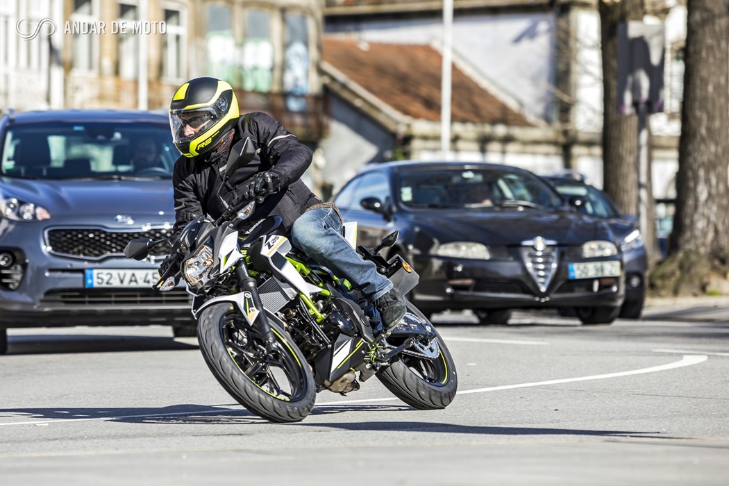 Teste Kawasaki Z125 - Mobilidade Irrequieta - Test drives - Andar de Moto