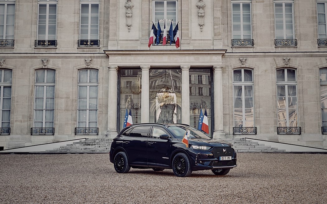 DS 7 Crossback Élysée: símbolo de saber fazer - Um veículo especial ao ...