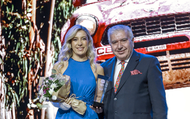 Maria Luís Gameiro distinguida pela FPAK - Na Gala dos Campeões 2023 ...