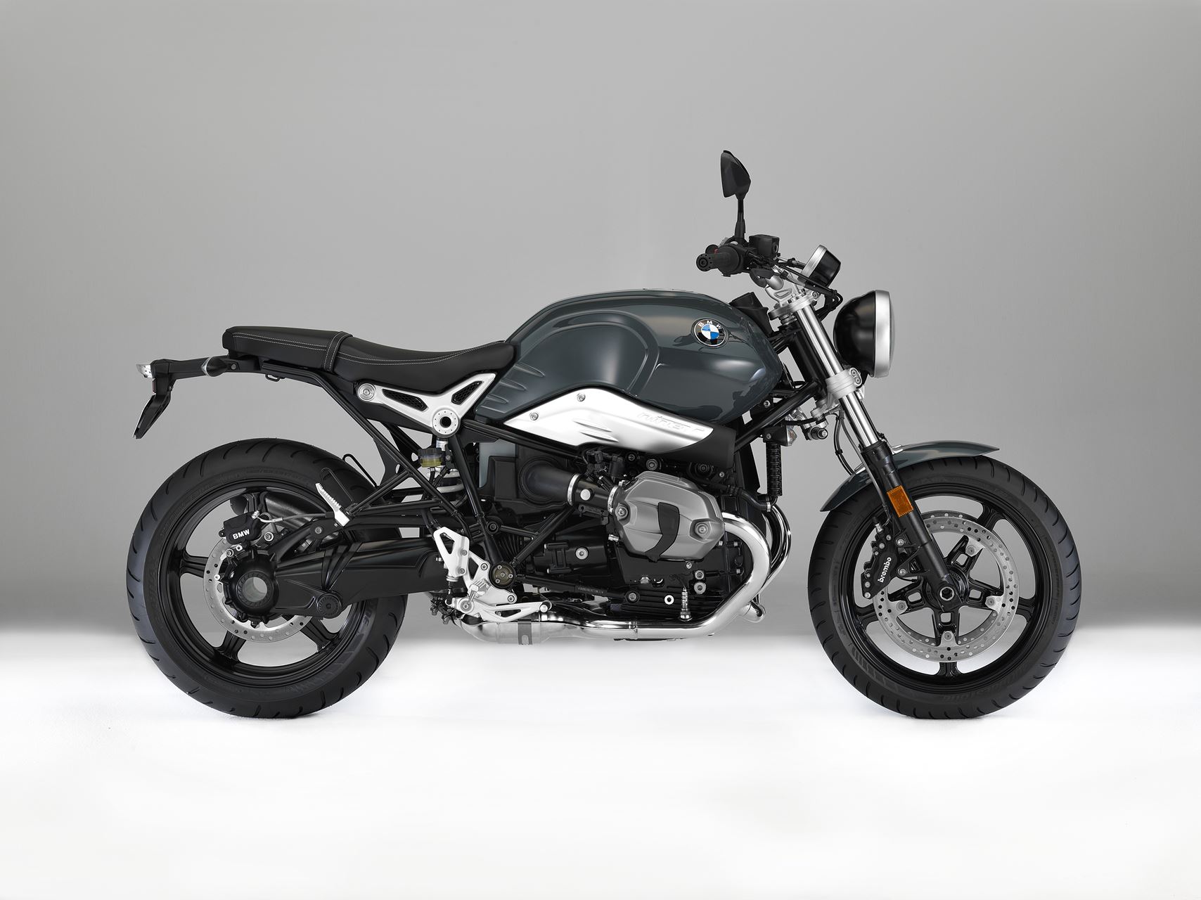 BMW R nineT Pure | Moto | Heritage - Andar de Moto