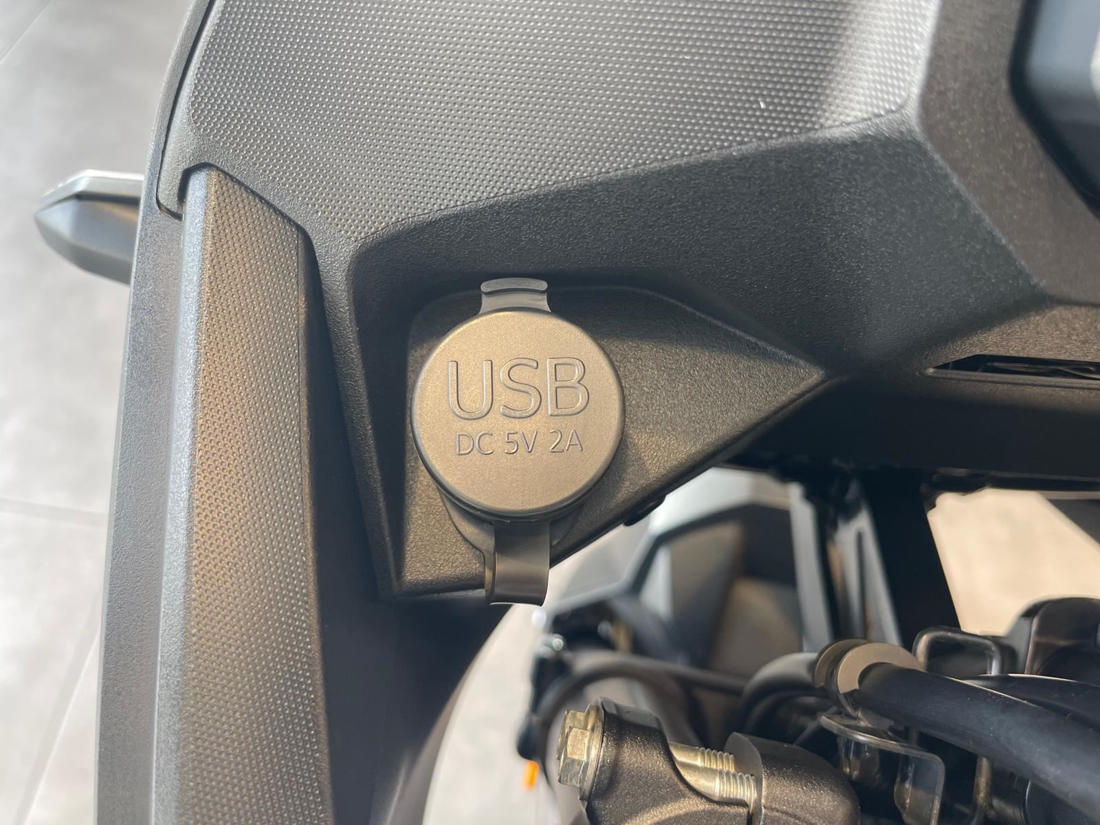 Honda Transalp 750 | Moto Usada - P39569 - € 8.450,00 - Lombas e Curvas