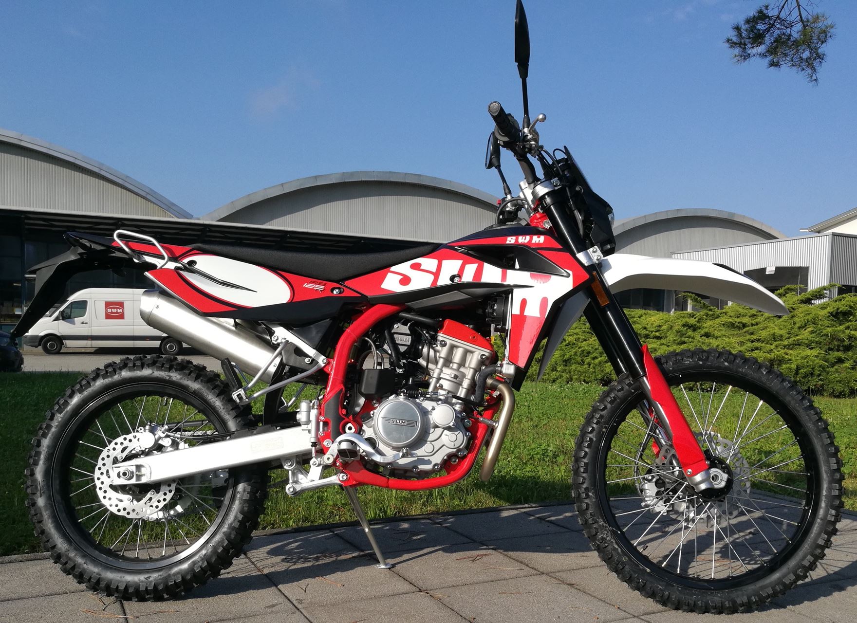 SWM RS 125 R | Moto | Enduro - Andar de Moto