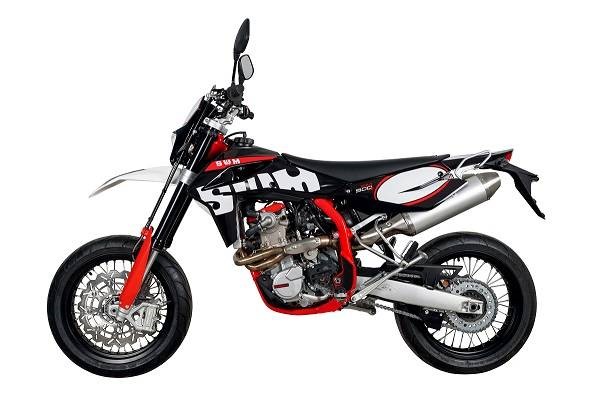SWM SM 500 R | Moto | Supermoto - Andar de Moto